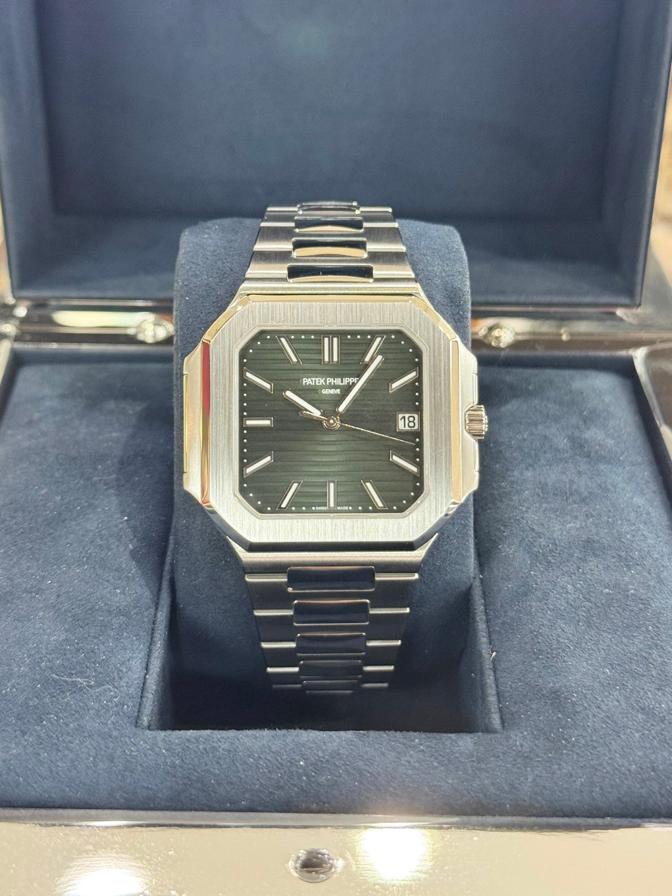 2025 Patek Philippe Cubitus 5821/1A-001 – Giganti Watches